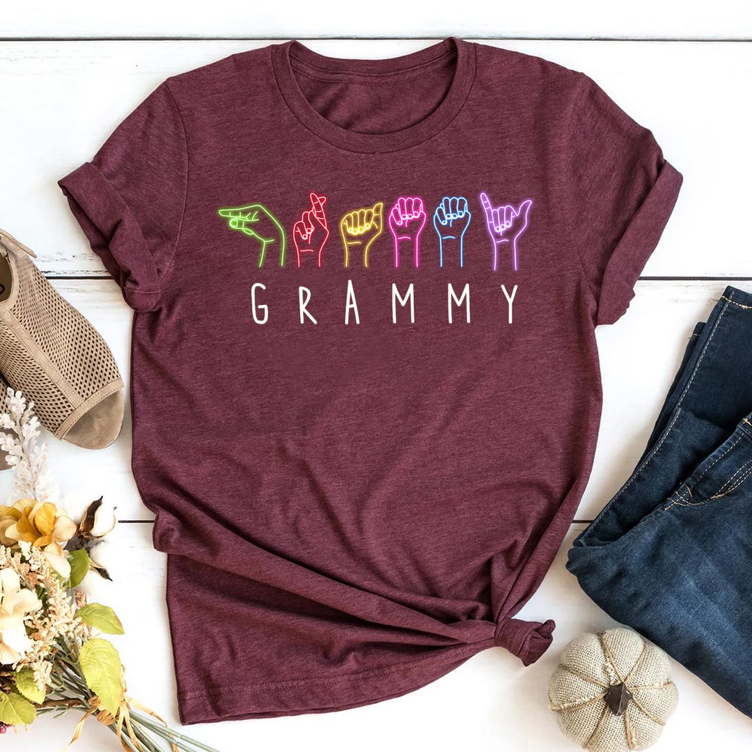 Personalized ASL Sign Language Shirt for Grandma, Custom Name Hand Sign ...