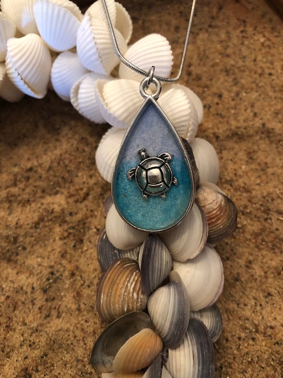 Resin Sea Turtle Pendant - Etsy