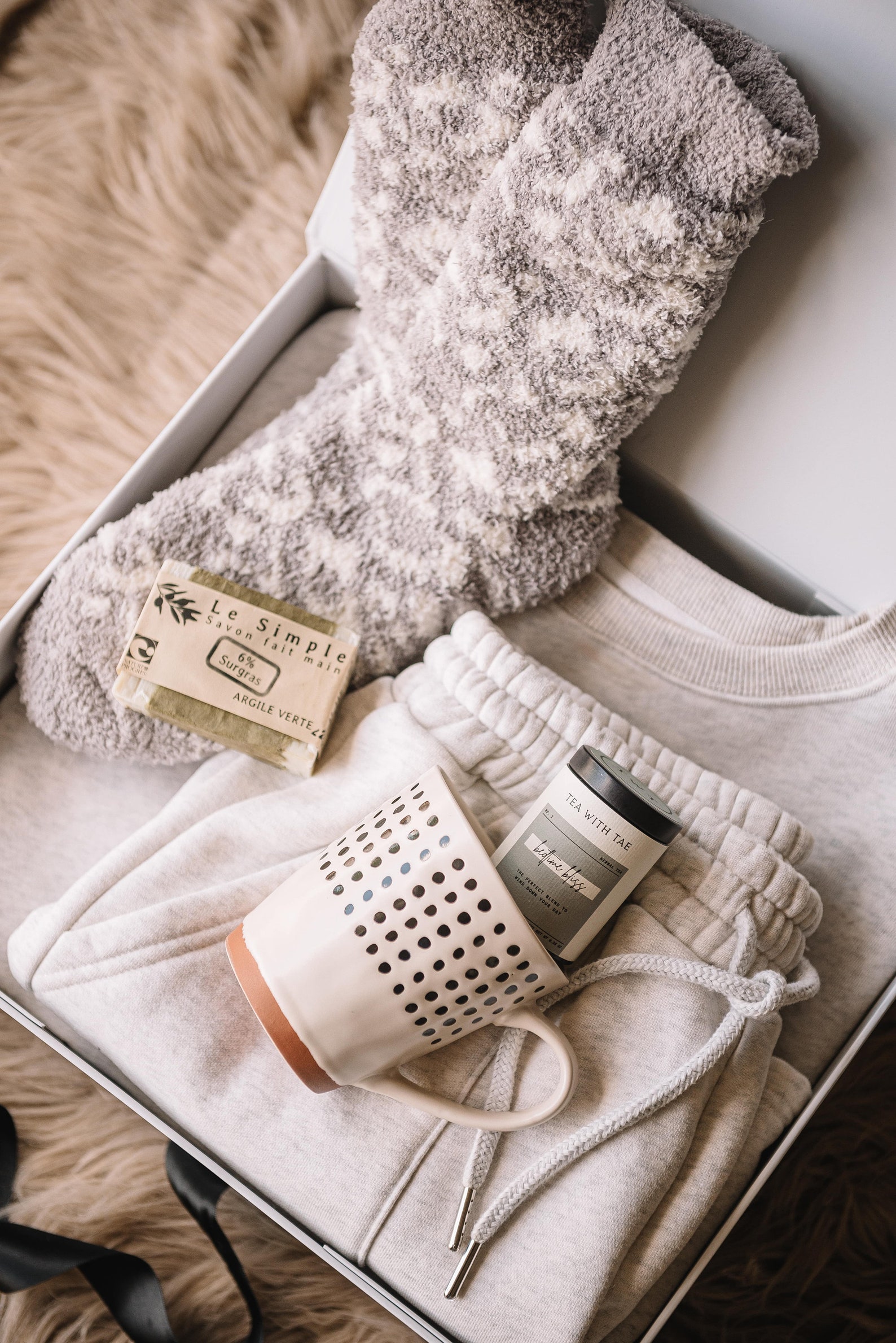 Loungewear Gift Box | Cozy Gift Box | Cozy Gift | Holiday Gift | Luxury ...