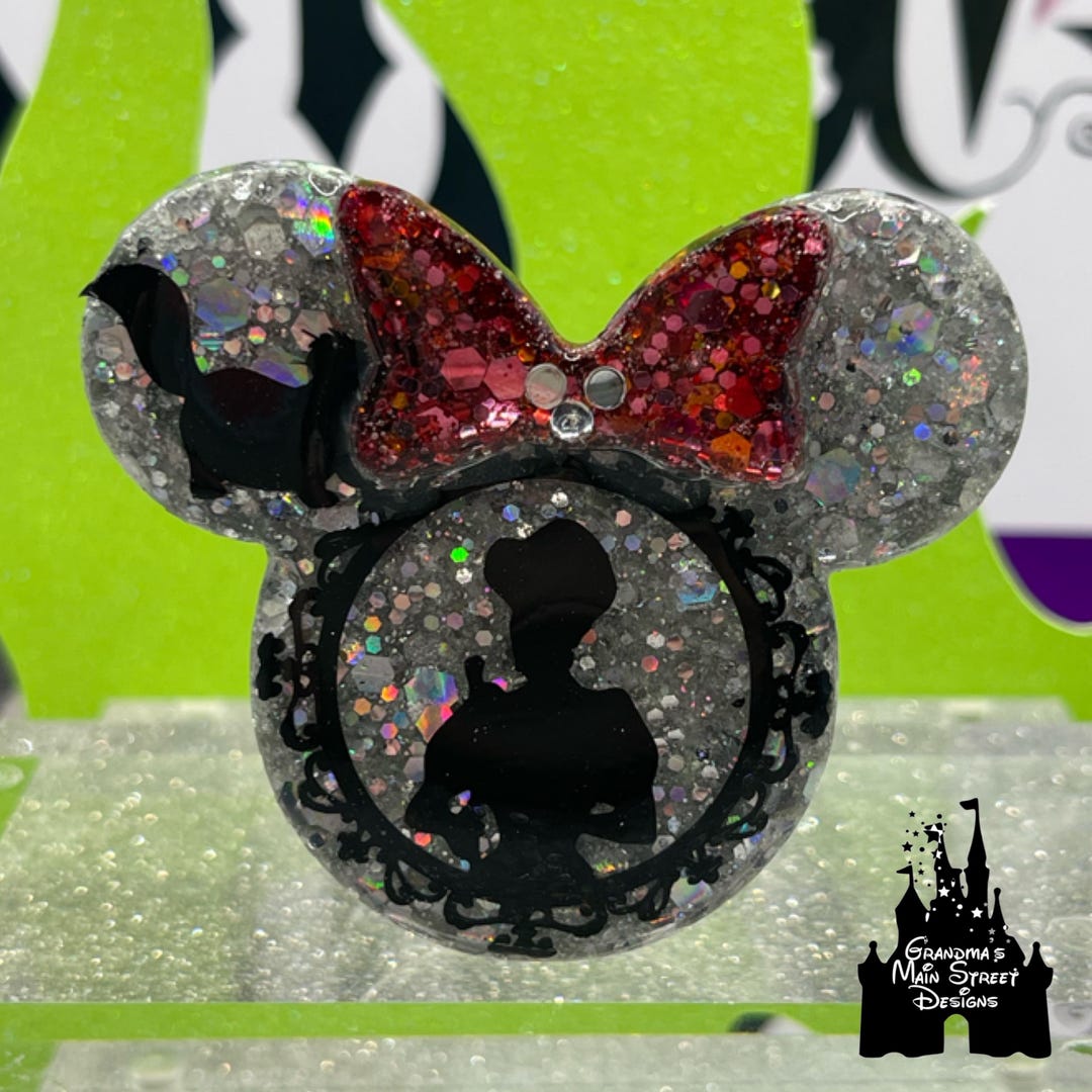 GLOW! Lady Tremaine Silhouette | Disney Villains Popsocket® / Phone ...