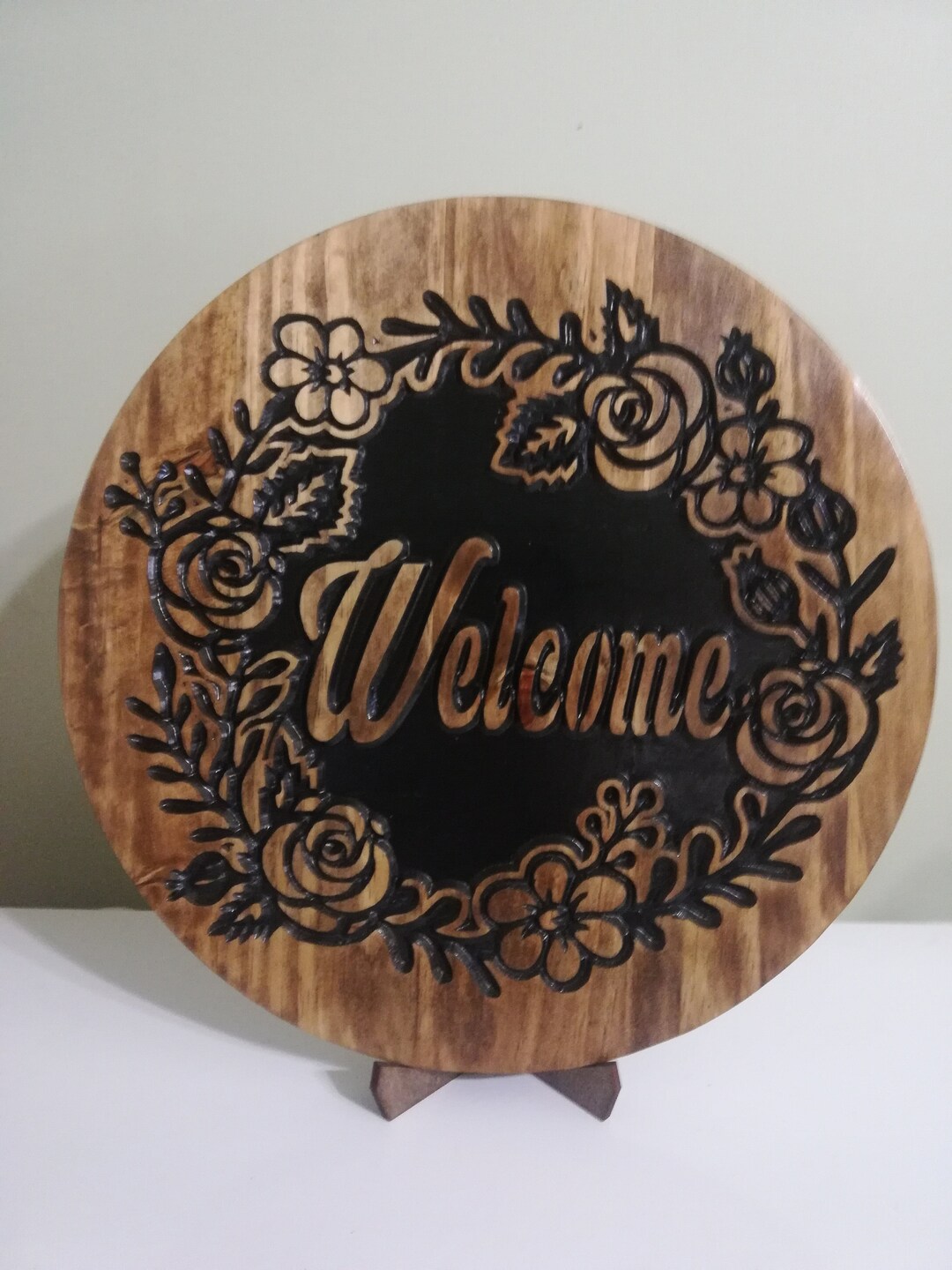 Welcome Round Engraved Sign - Etsy