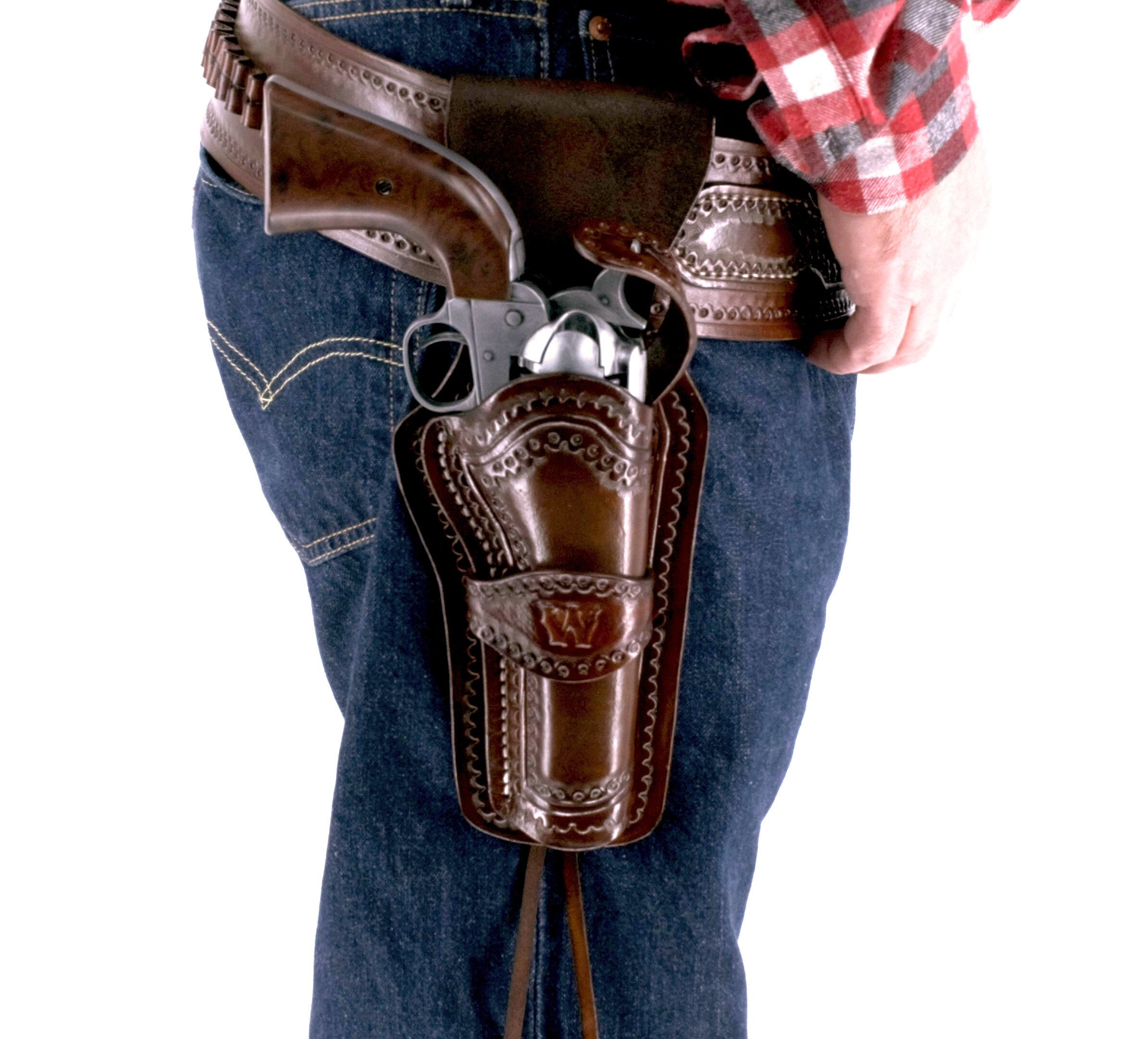 Old West Single Action Pistol Belt & Holster. Fast Draw Wild West Gun ...
