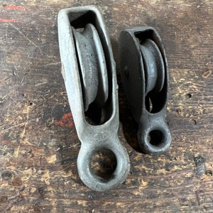 Vintage Industrial Decor, Old Gray Metal Pulleys - Etsy