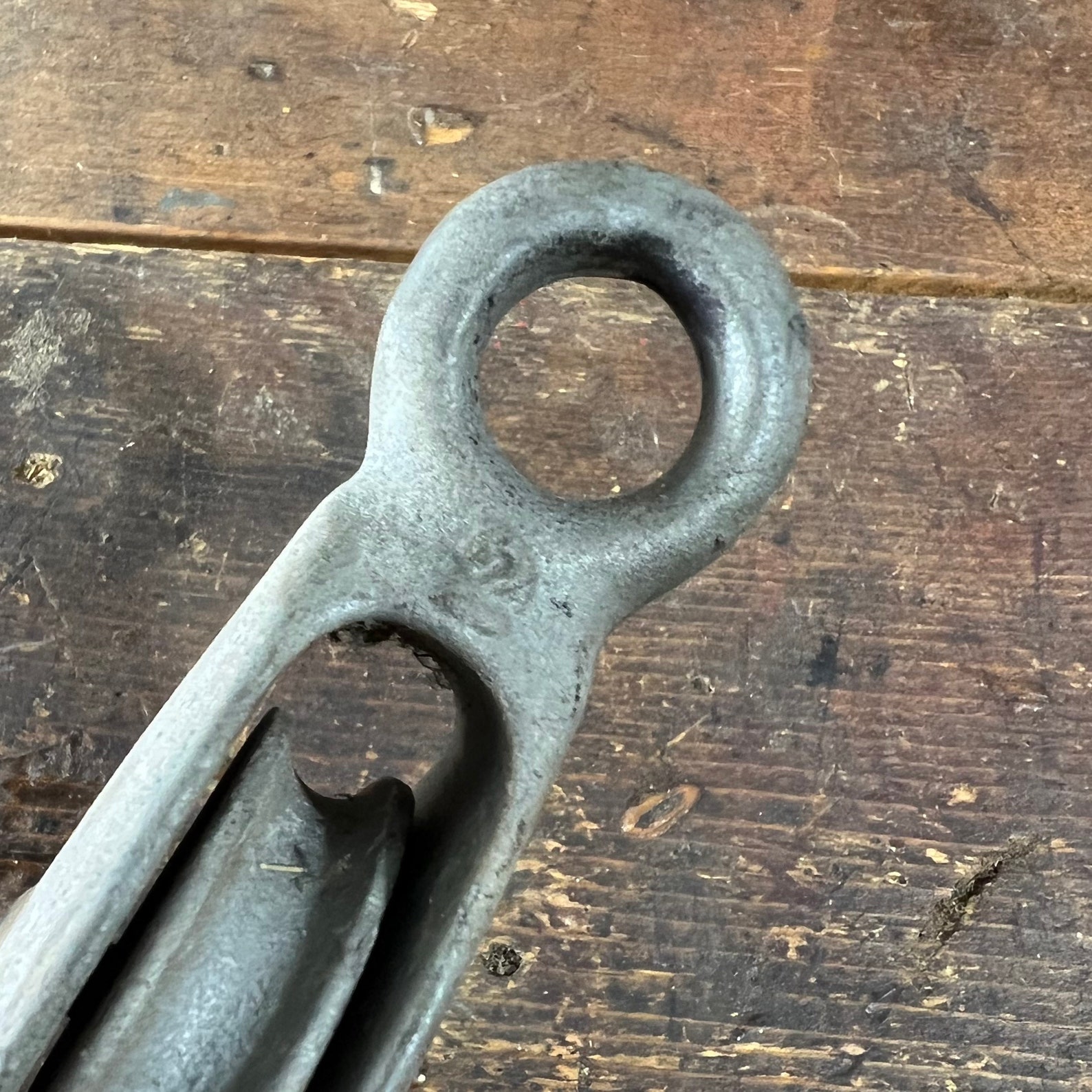 Vintage Industrial Decor, Old Gray Metal Pulleys - Etsy