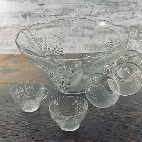 Vintage Punch Bowl - Etsy