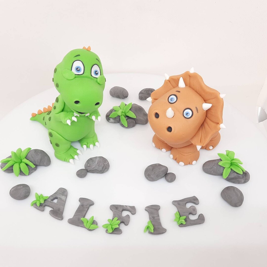 Dinosaur Fondant Cake Toppers T-rex Triceratops Sugar Paste Cake ...
