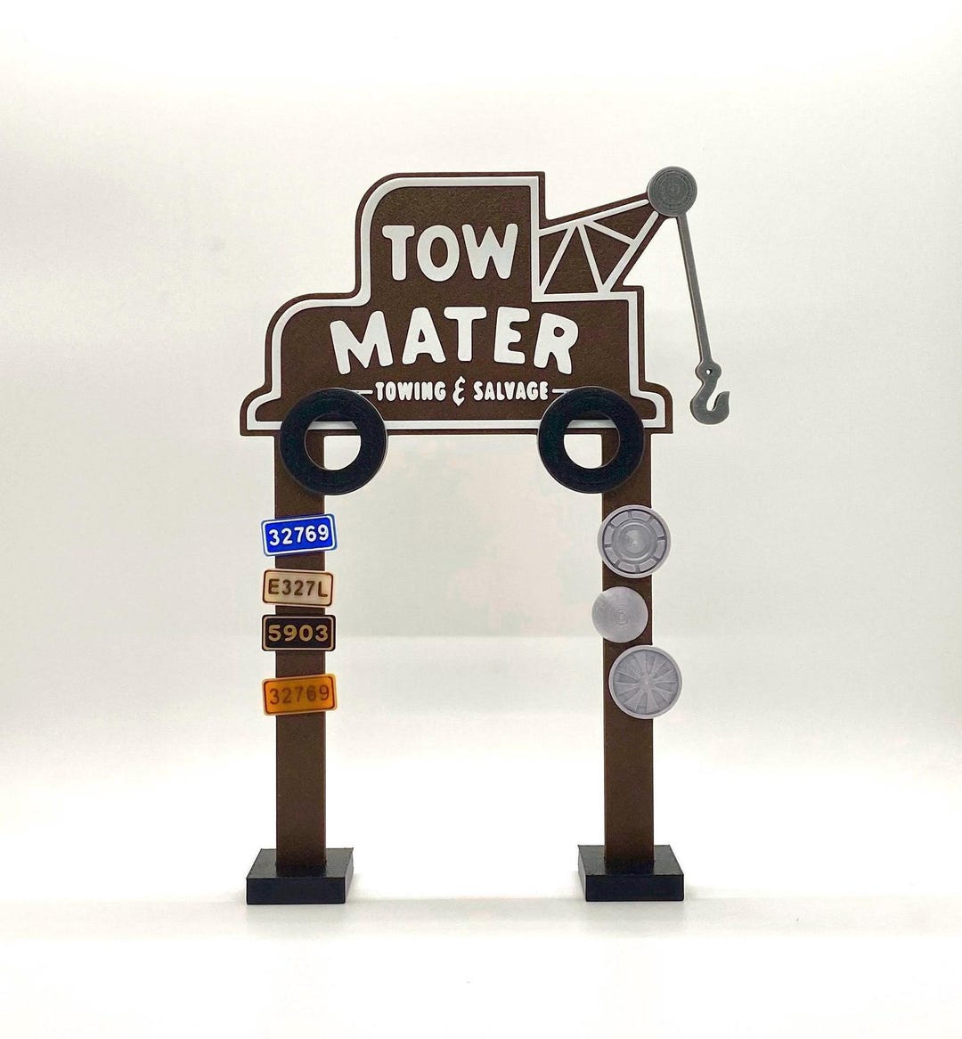 Tow Mater Towing and Salvage Inspired Cars Disneyland/radiator Springs ... Tow Mater Towing and Salvage Inspired Cars Disneyland/radiator Springs ...