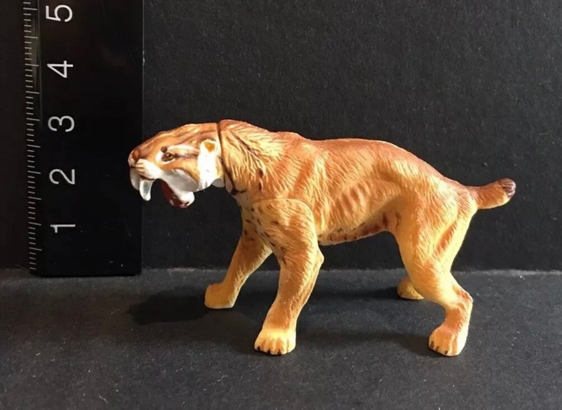 Vintage Kaiyodo Series 2 Smilodon Sabretooth Tiger Dinosaur Dinotales ...
