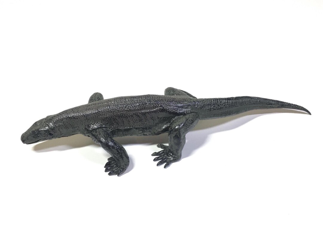 Colorata Reptile Komodo Dragon Lizard Animal Figure - Etsy