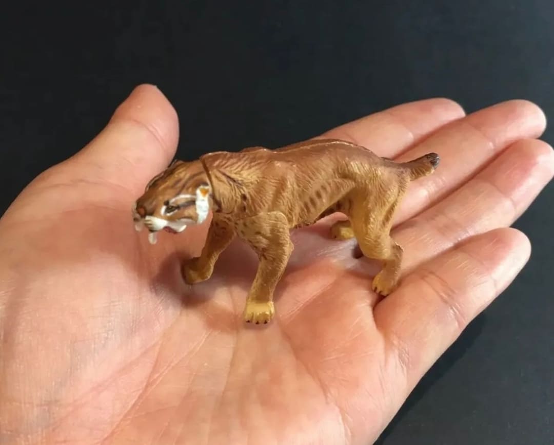 Vintage Kaiyodo Series 2 Smilodon Sabretooth Tiger Dinosaur Dinotales ...