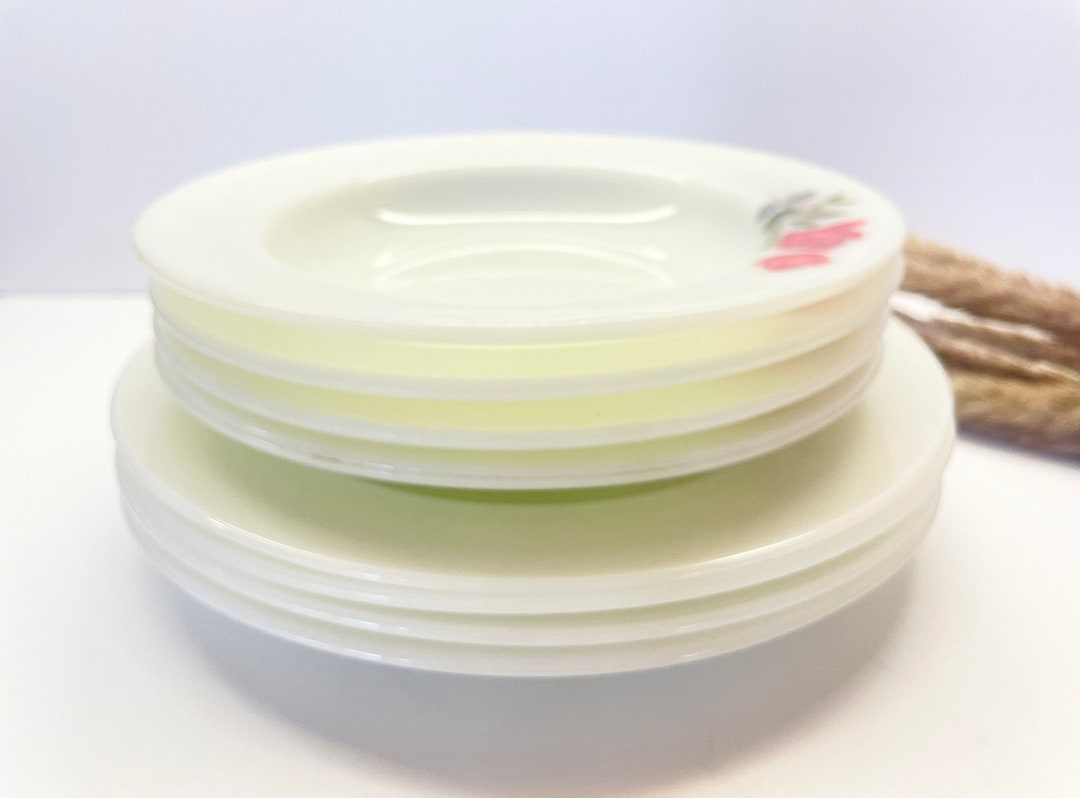 1960s Vintage 8 Piece Pyrex June Rose Milk Glass Dinnerware Set ...