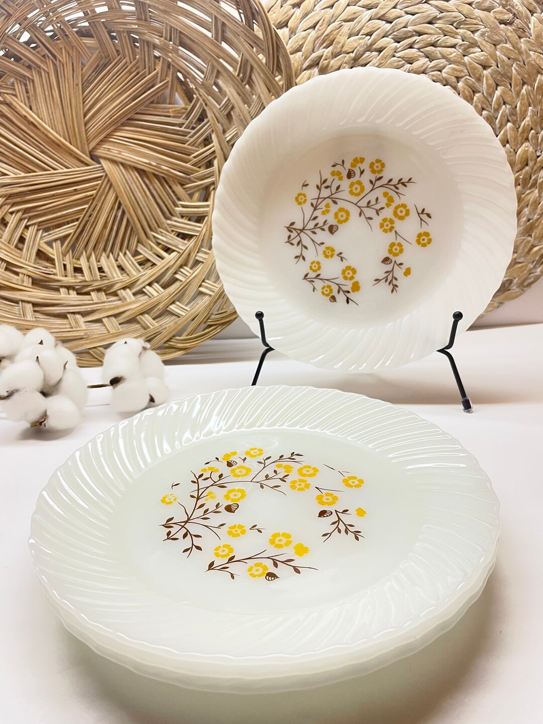 Set of 4 Vintage Termocrisa Milk Glass Large Dinner Plates, MCM ...