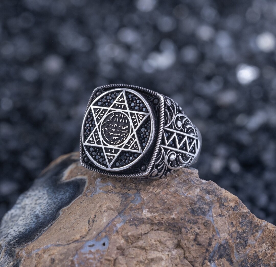 Solomon Pentacle Ring: Red Zircon Seal, Occult Amulet - Etsy