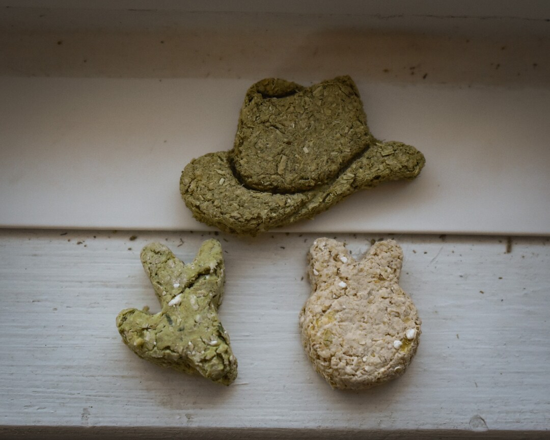 Toasties Cowboy Crunch || Rabbit Treats - Etsy