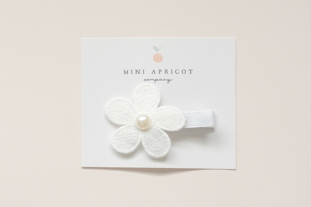 WHITE FLOWER Alligator Hair Clip, Floral Hair Clip, Flower Girl Hair ...