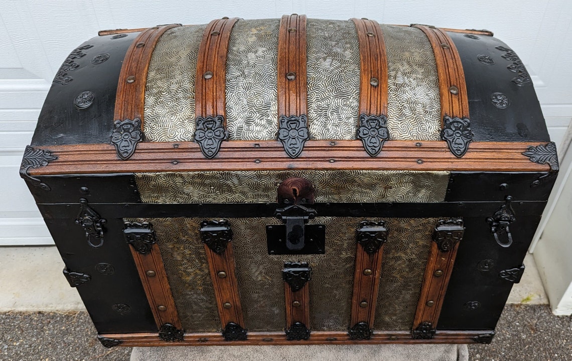 RARE Museum Find Stunning 1800's Wood and Tin Immigrant Steamer Trunk ...