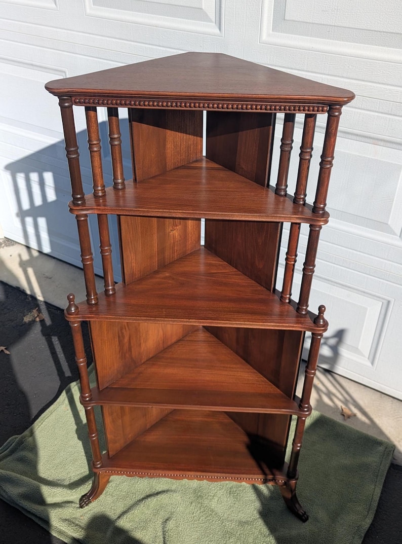 RARE Museum Find! One of a Kind! Gorgeous Antique Duncan Phyfe Style ...