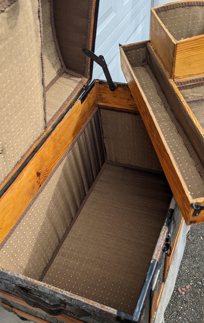 RARE Museum Find! Stunning 1800's Wood and Tin Immigrant Steamer Trunk ...