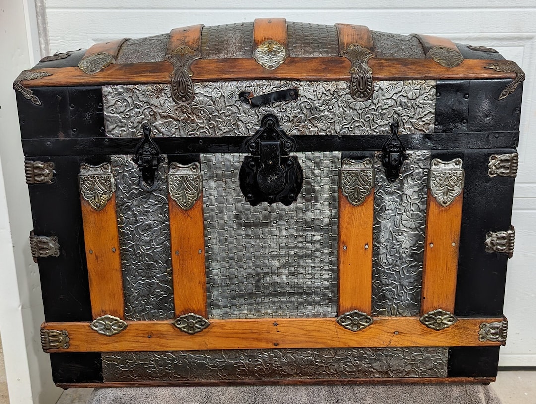 RARE Museum Find! Stunning 1800's Wood and Tin Immigrant Steamer Trunk ...