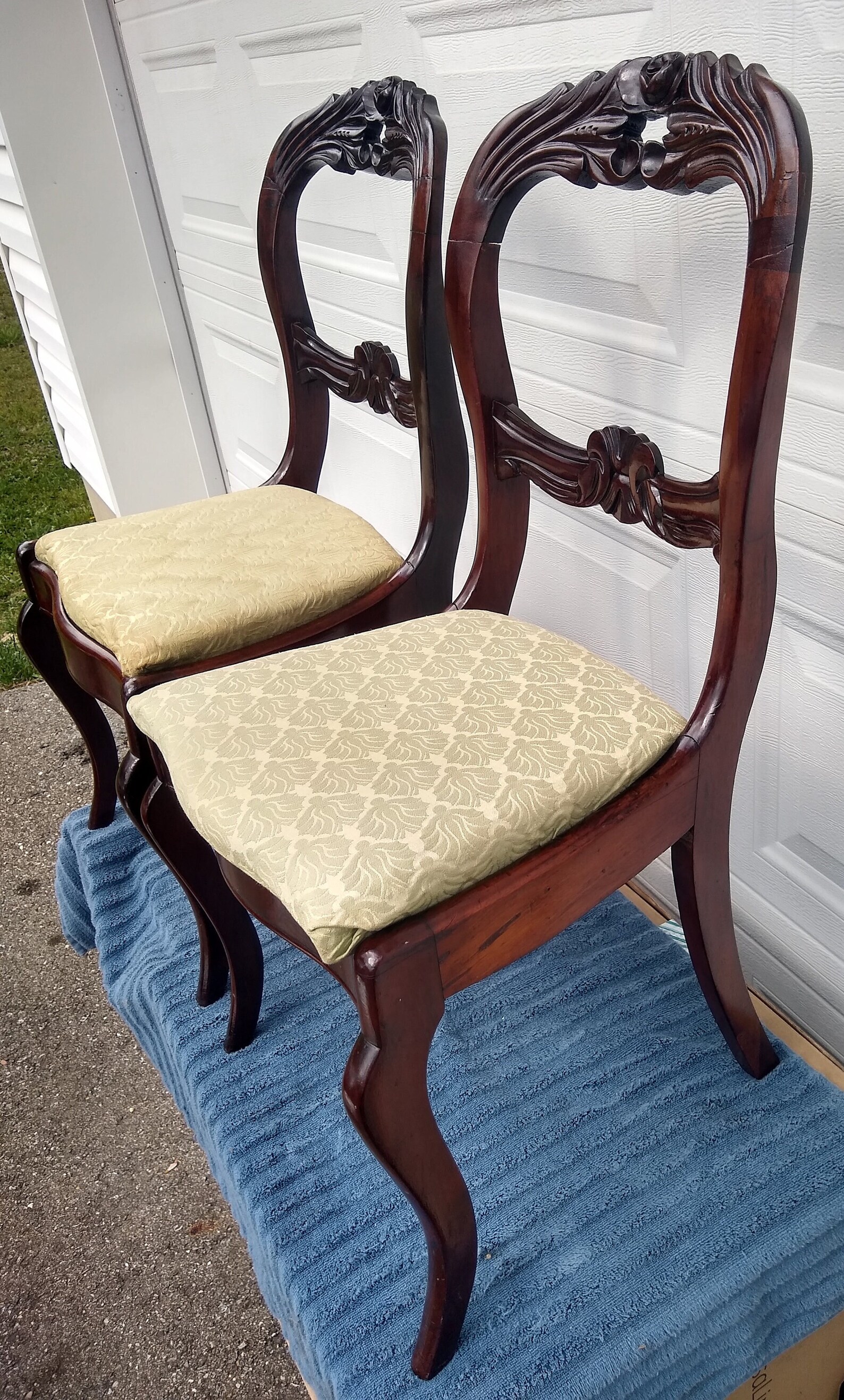 Gorgeous Pair Antique Hand Carved Ornate Victorian Mahogany Balloon ...