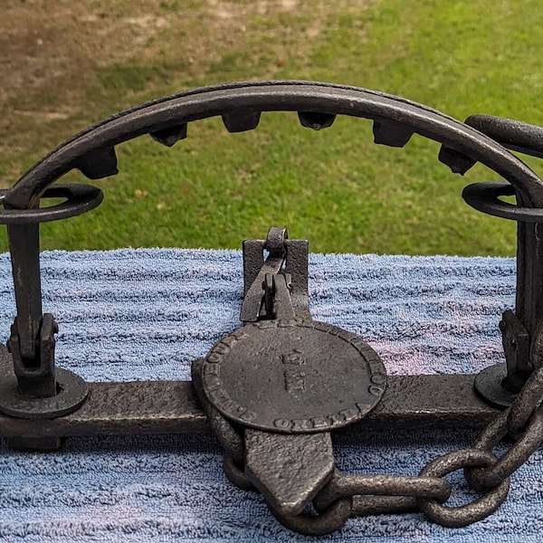 Antique Bear Trap - Etsy