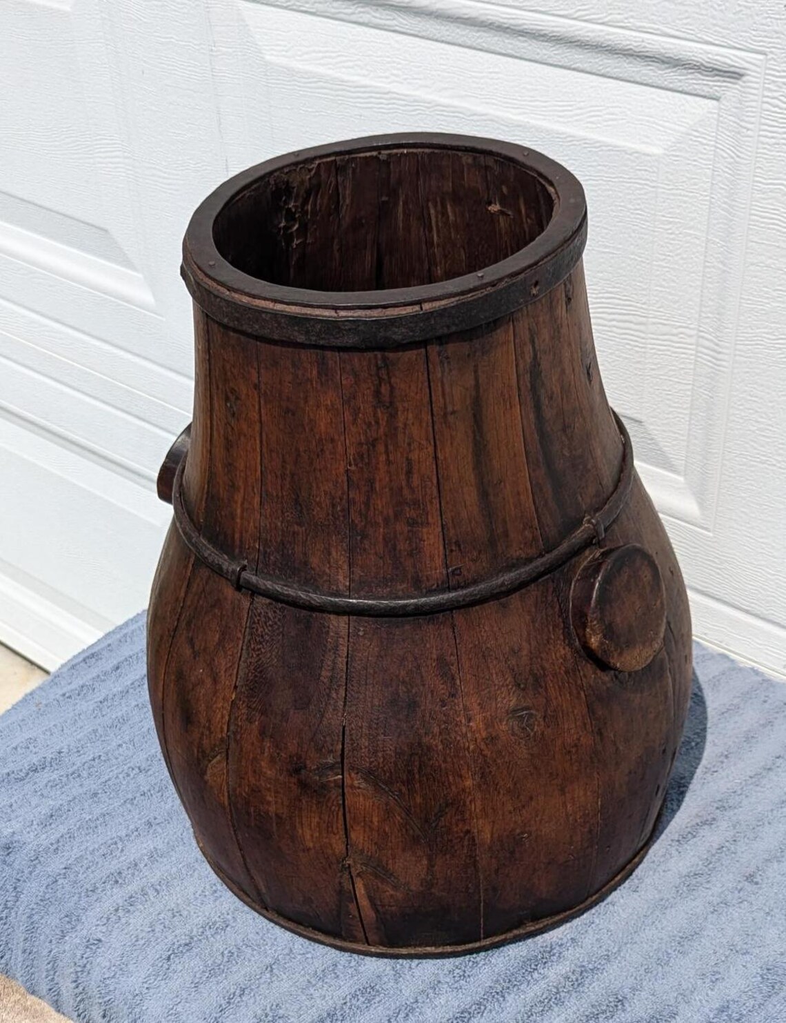 Fantastic RARE Find Amazing Hand Carved Pear Shaped, Solid Wood, Grain ...