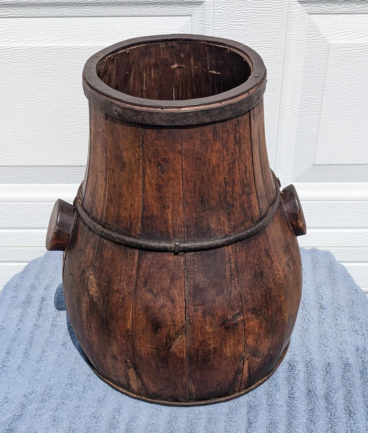 Fantastic RARE Find Amazing Hand Carved Pear Shaped, Solid Wood, Grain ...