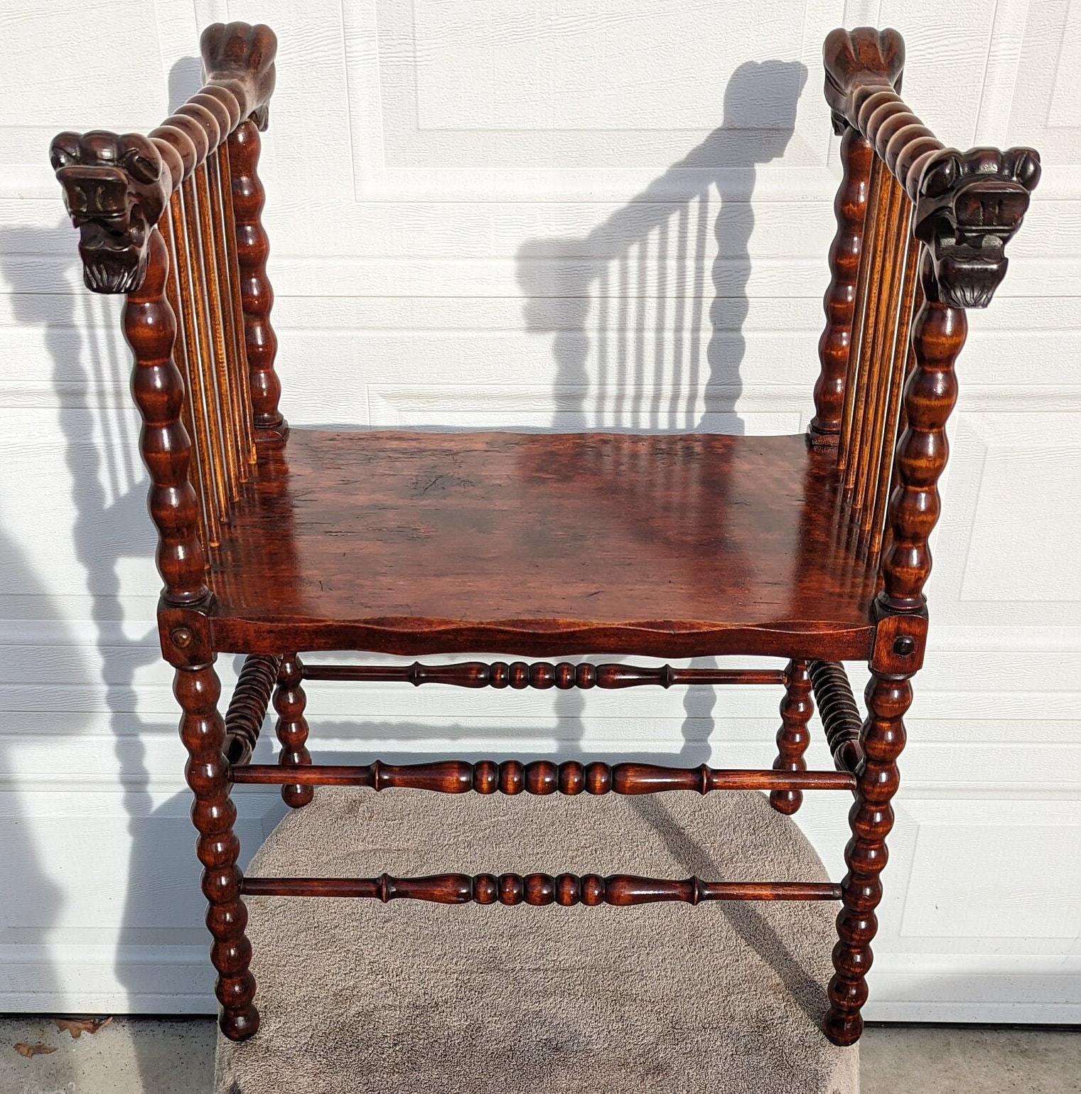 RARE Museum Find! Gorgeous Hand Carved Antique Mahogany Spindle Chair ...