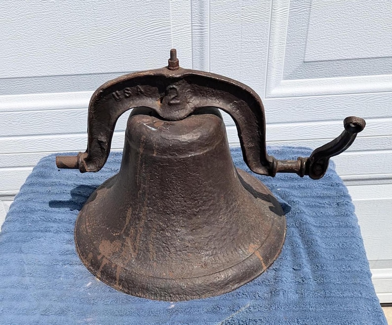 RARE Find U.S No 2 Large Antique School Farm House Church Bell With ...
