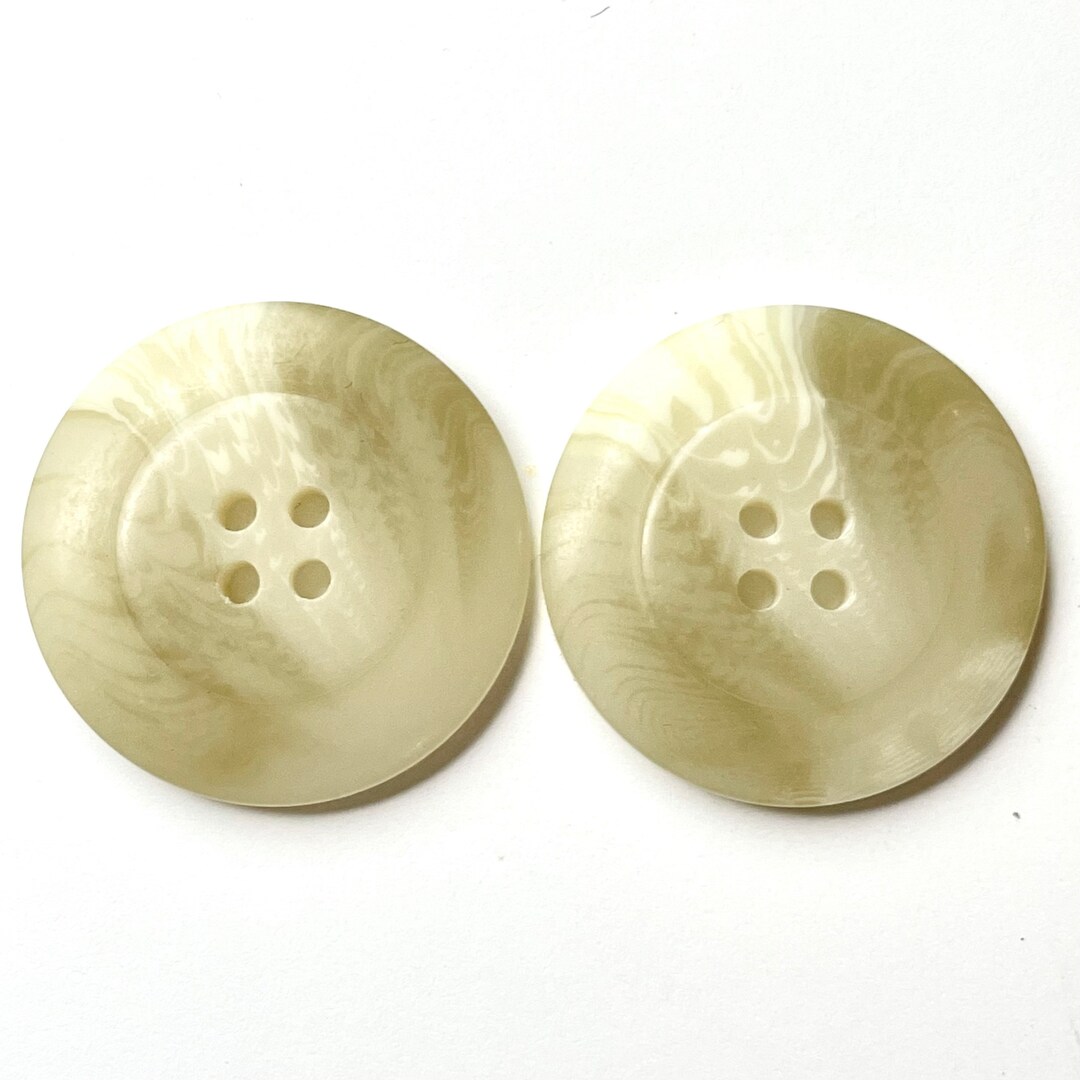 2 Vintage Beige Horn Buttons: 28MM Sewing Knitting Supplies - Etsy