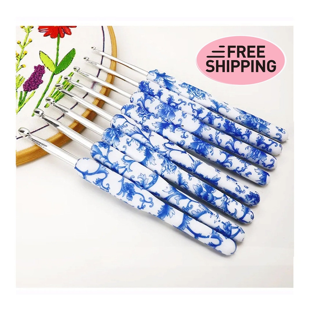 Blue Porcelain Crochet Hook Set: Ergonomic Aluminum Knitting Needles - Etsy