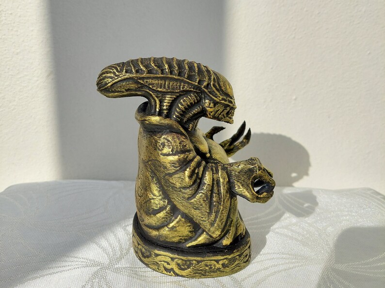 Buddha Alien Xenomorph 3D Printed Statue - Etsy