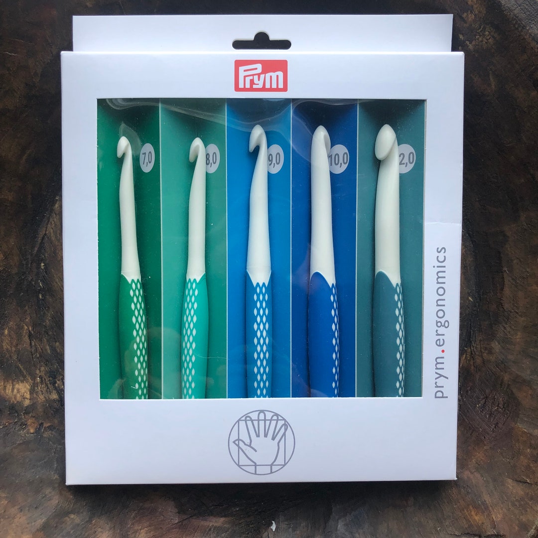 Prym Crochet Hook Sets in 3.5-6mm or 7-12mm Rubber Hooks With a Soft ...