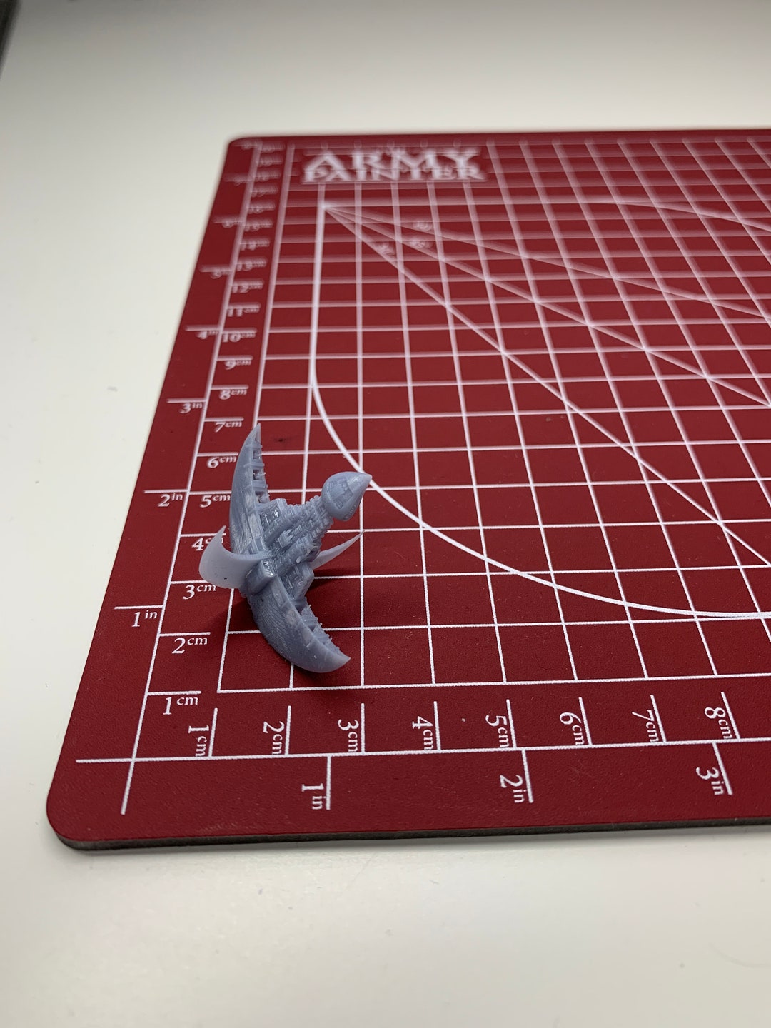 Babylon 5 Centauri Vorchan Warship Miniature - Etsy UK