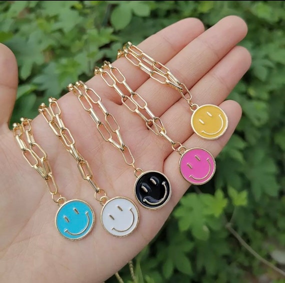 Smiley Face Necklace - Etsy