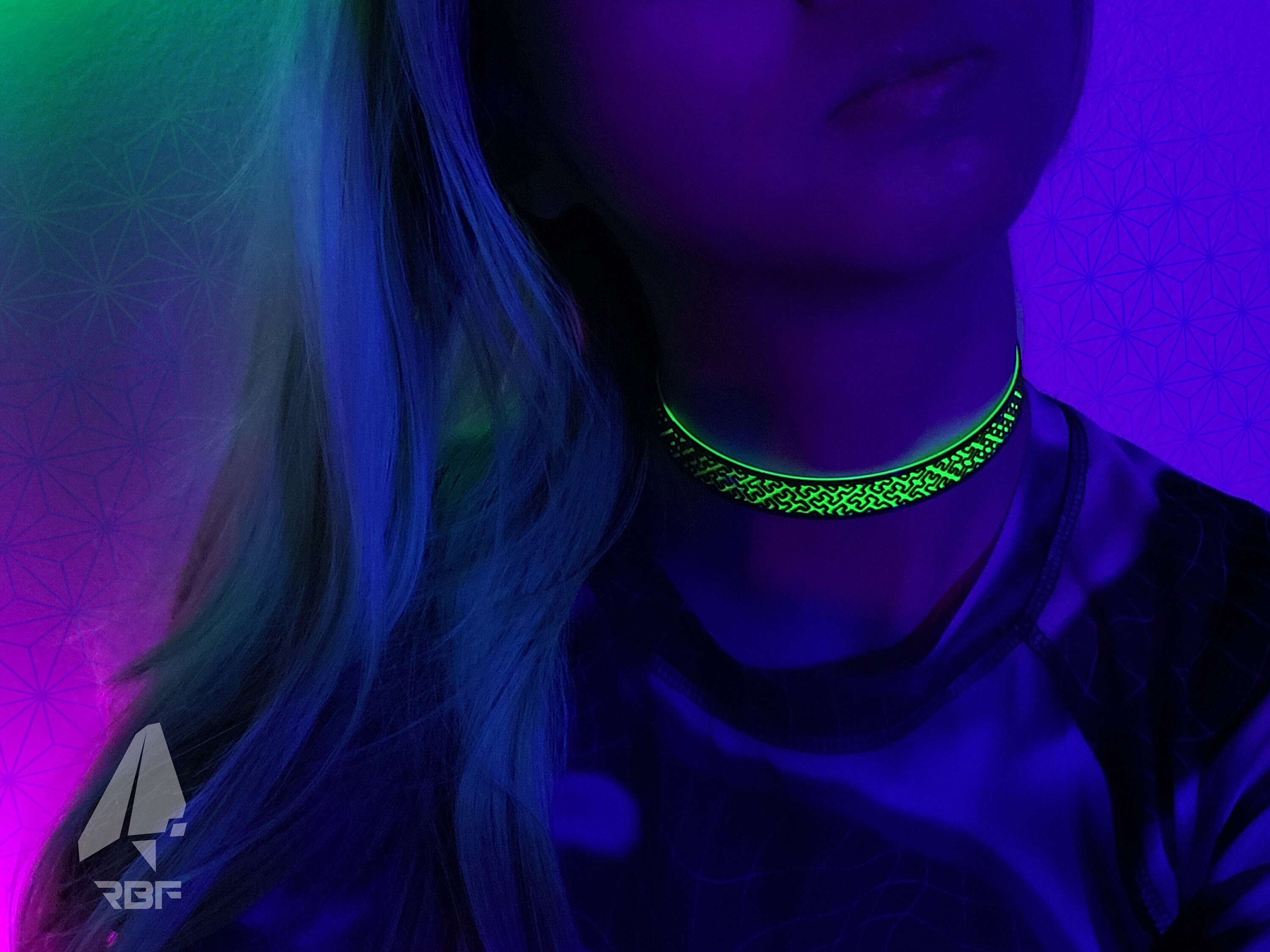 Brainz UV Choker - Rubber Ravewear (necklace, Artwear, Reactive, Rave ...