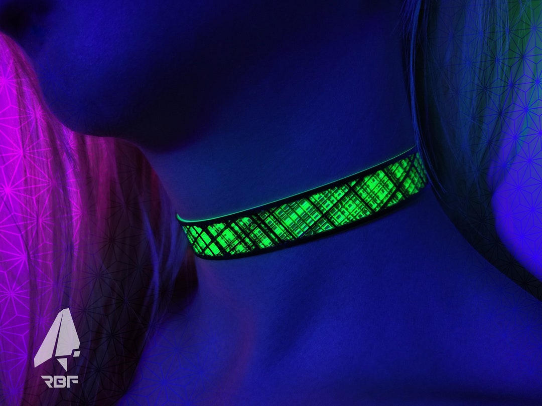 Plaid UV Choker - Rubber Ravewear (necklace, Artwear, Reactive, Rave ...