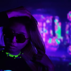 Ripples Rubber Spike Choker (UV Reactive, Necklace, Artwear, Rave ...