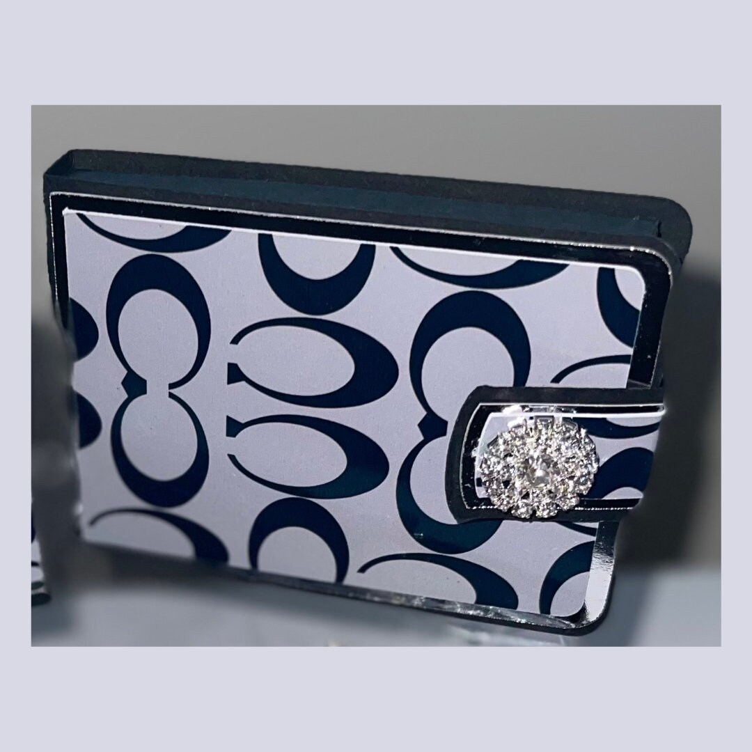 CUSTOM KITKAT WALLET | Party Favors | Sweet 16 Favors | Baby Shower ...