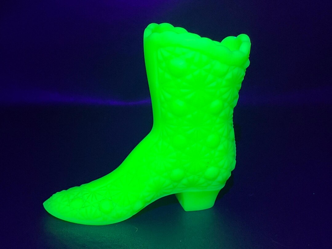 Vintage Fenton Daisy and Button Uranium Custard Glass Boot - Etsy