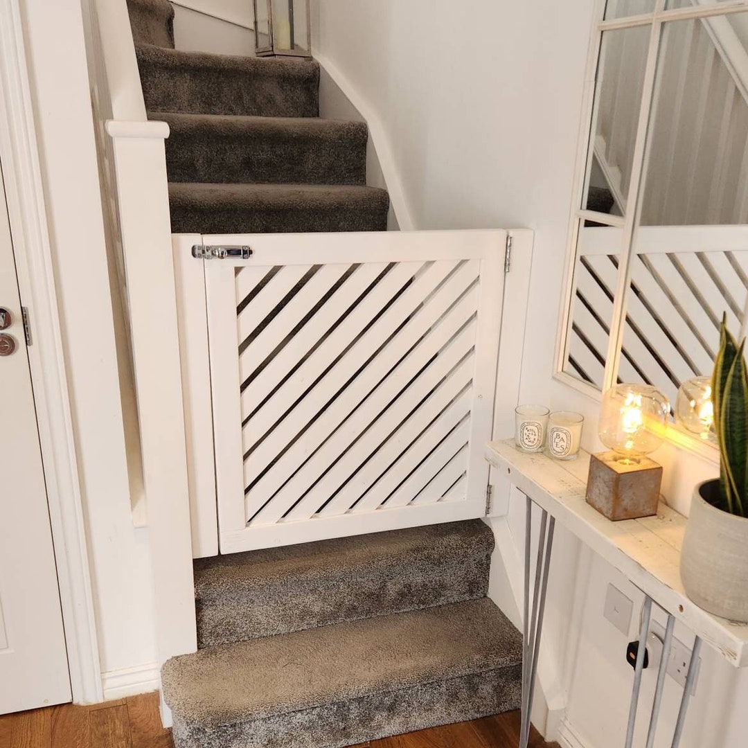 Custom Diagonal Slat Stair Gate - Etsy UK