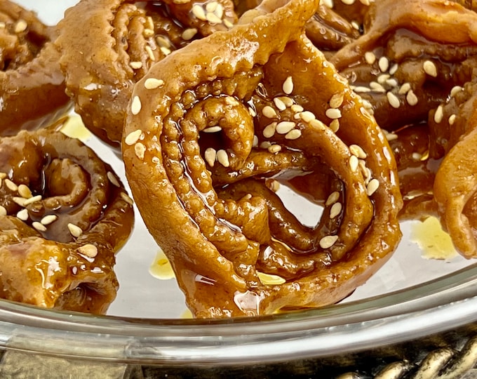 Moroccan Traditional Candy Cookies; Chebakia With Almond & Honey ...