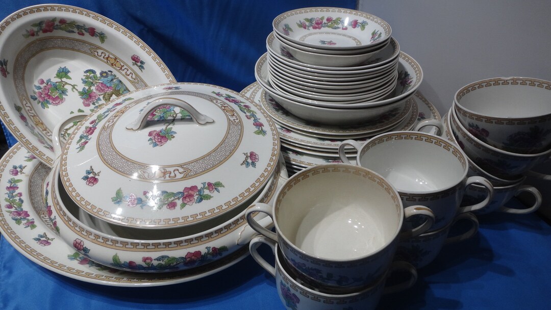 Johnson Bros Floral Plates England - Etsy