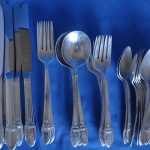 1847 Rogers Bros First Love Silver Plated Flatware - Etsy