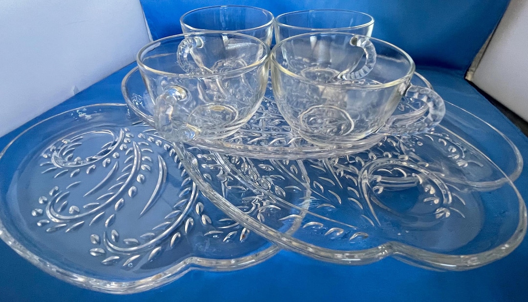 Federal Glass Homestead Snack Set 8 Cups & 8 Plates - Etsy