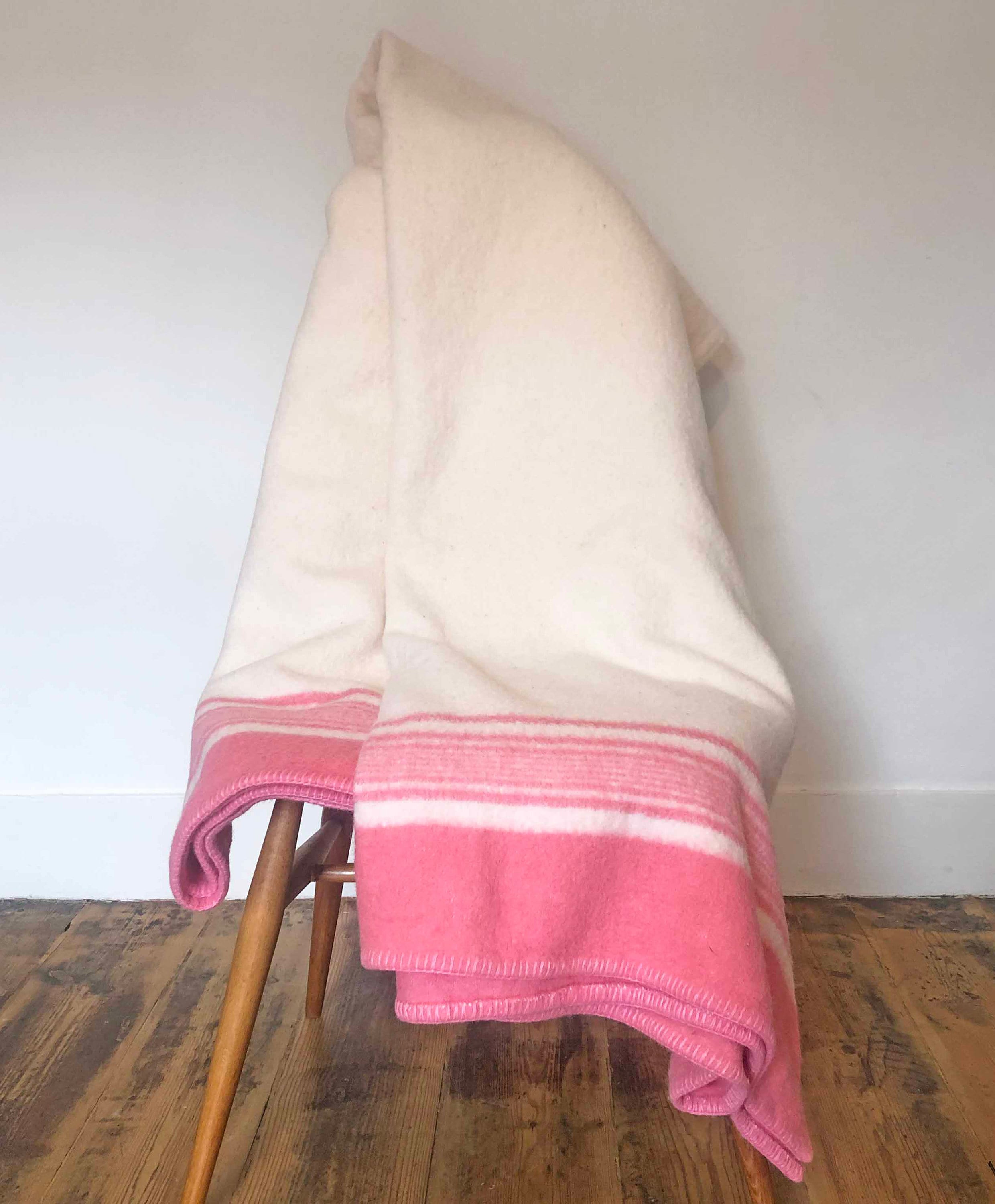 Vintage Cream and Pink Pure Wool Witney Blanket - Etsy