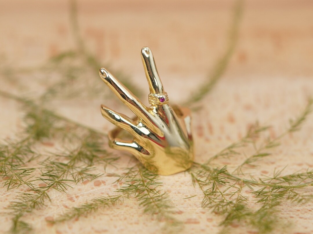 Vintage 16k Solid Gold Hand Ring With Ruby, Vintage Statement Ring ...