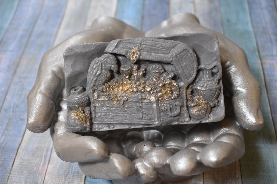 Pirate Treasures Men's Soap Masculine Scent Caribbean Pirates Goat Milk ...