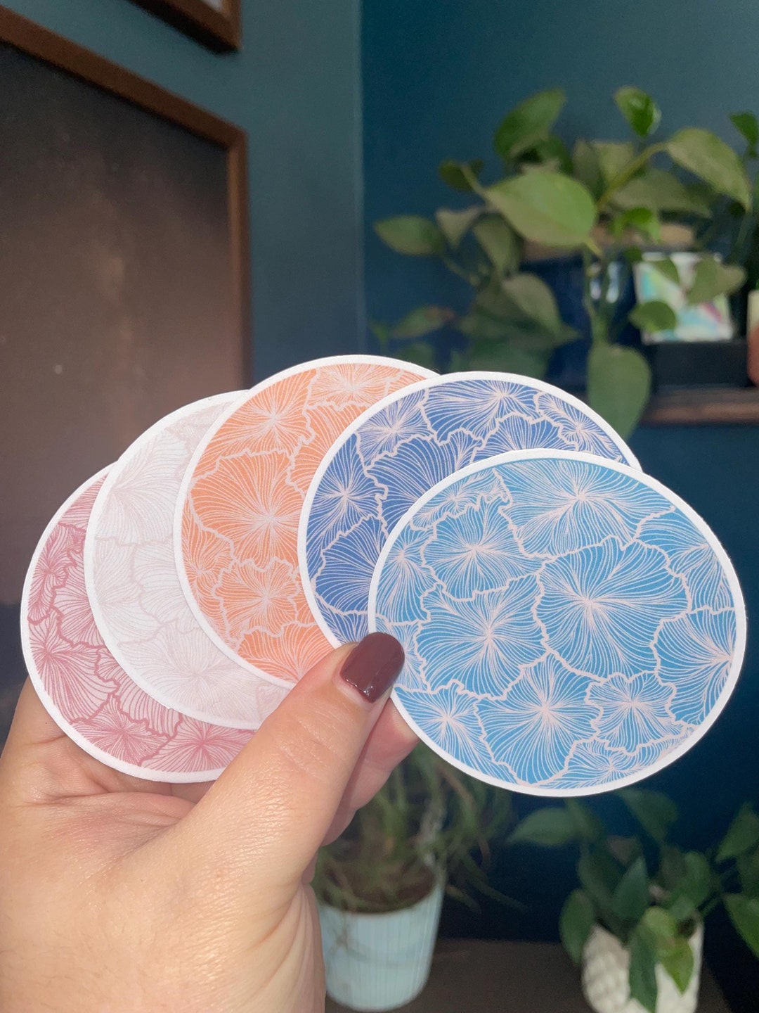 Hand Drawn Floral Circle Sticker - Etsy