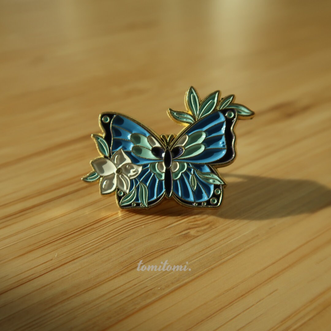 Blue Floral Butterfly Enamel Pin Elegant Butterfly With Flowers Nature ...